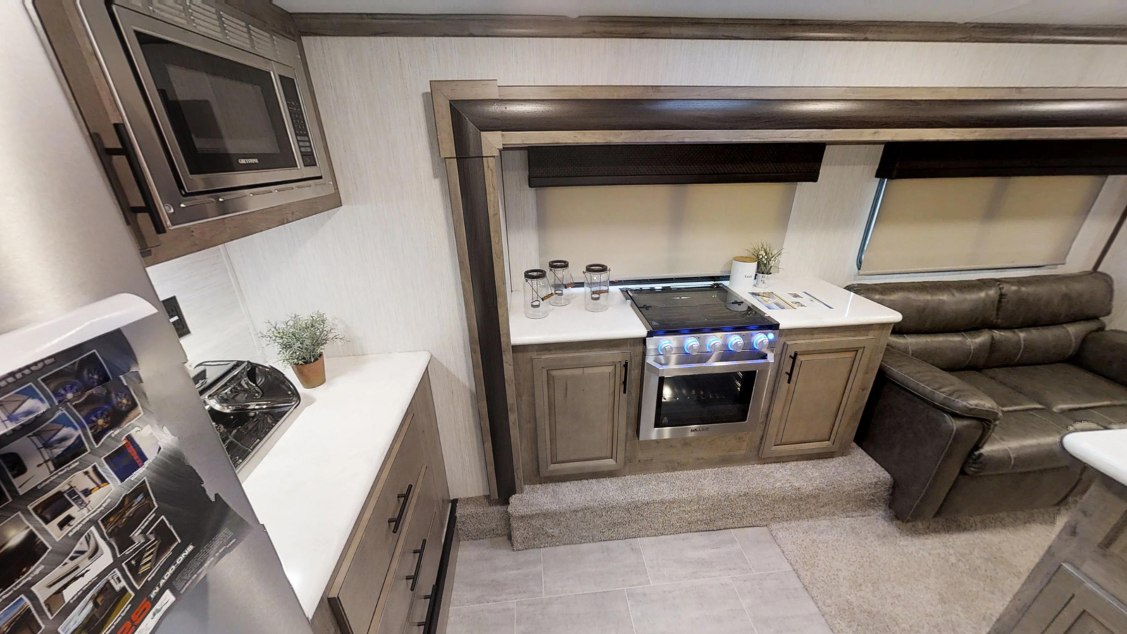 2019 Vengeance Touring Edition 385FK13 - DSO Floorplan - Forest River RV