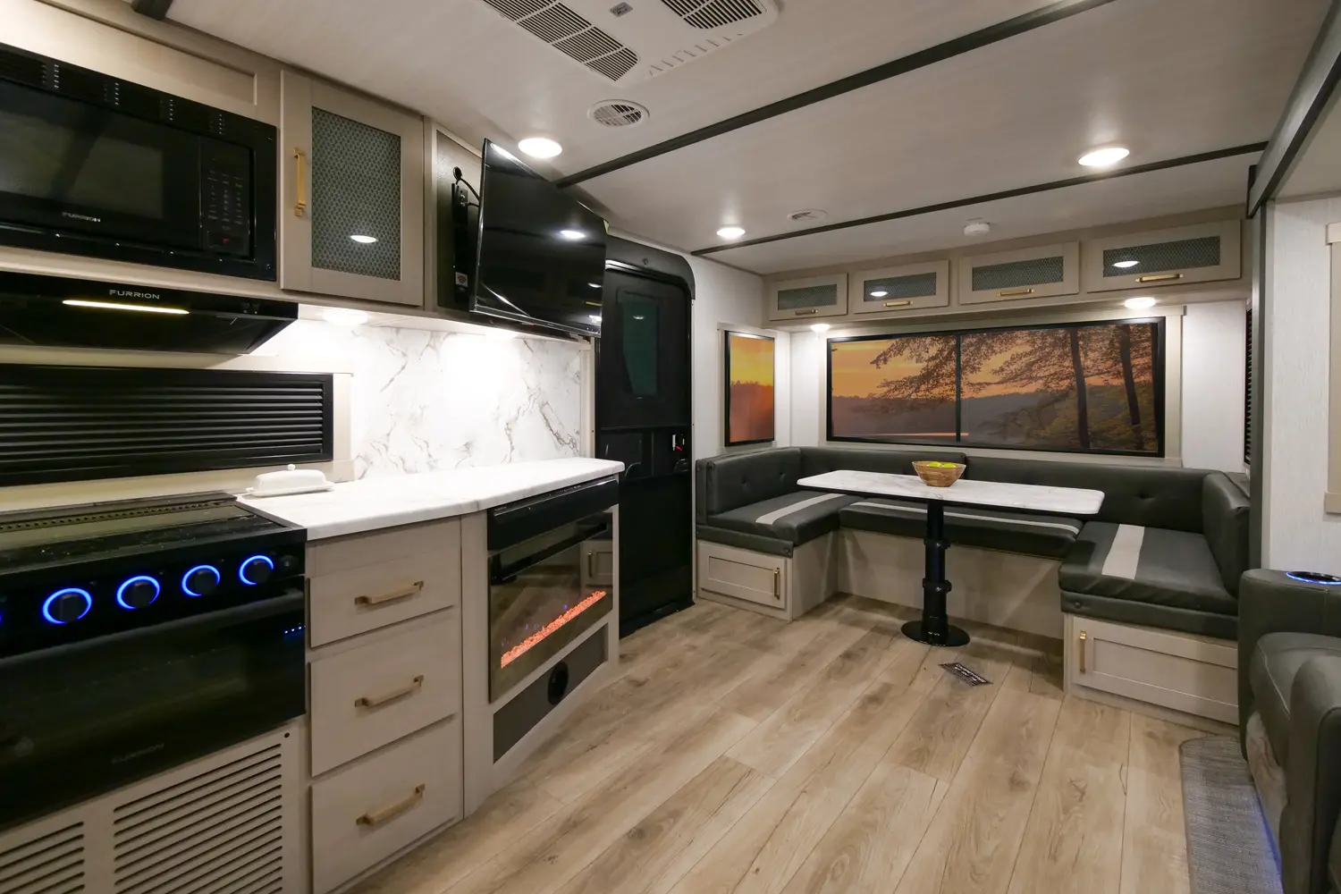 Wildwood Heritage Glen Travel Trailers - Forest River RV