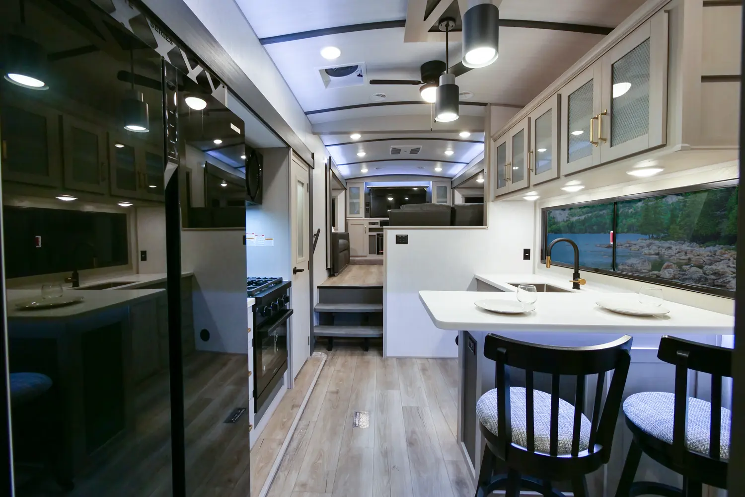 Salem Hemisphere Fifth Wheels - Forest River RV
