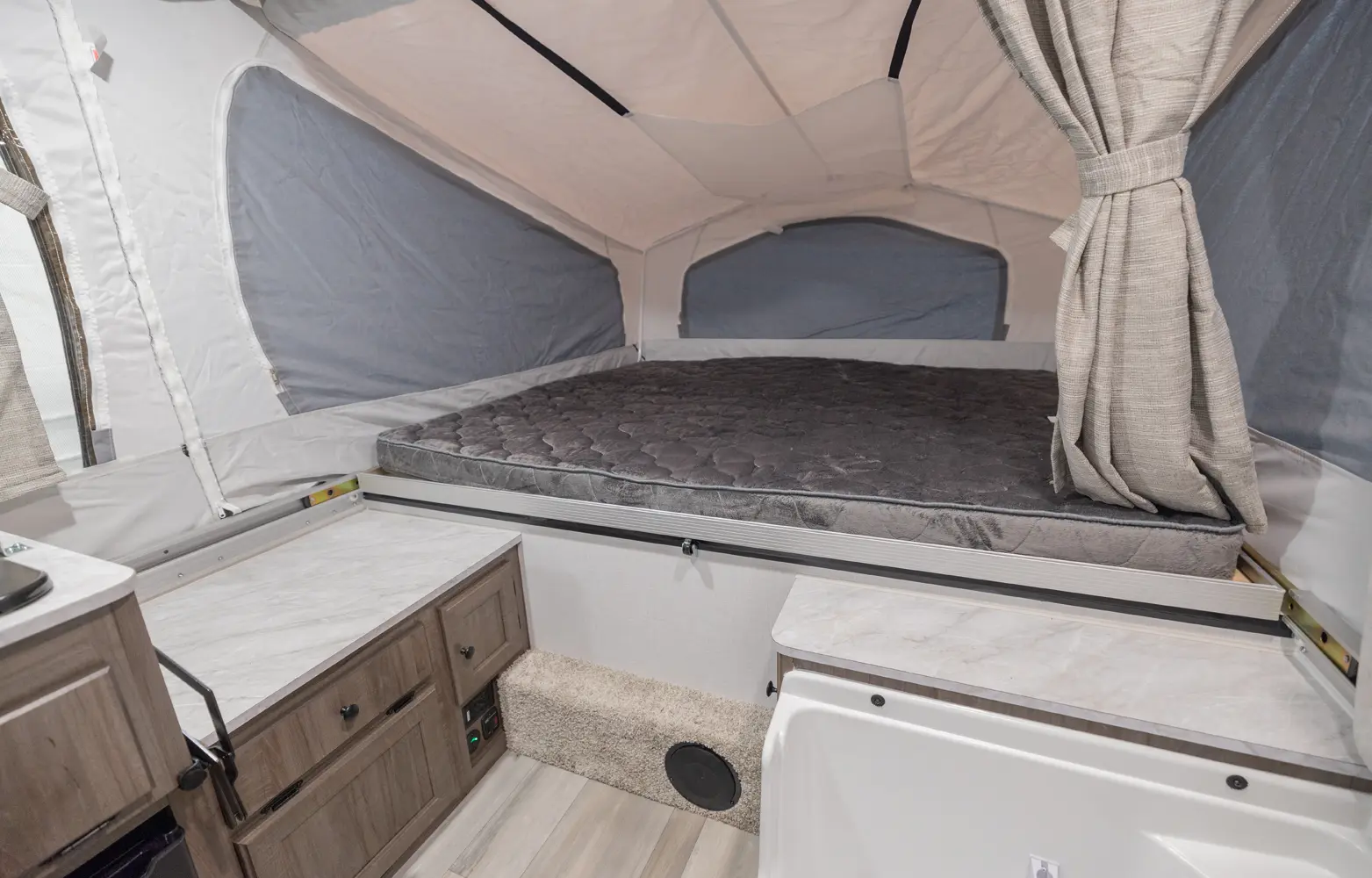 2024 Flagstaff Sports Enthusiast Package 228BHSE - DSO Floorplan ...