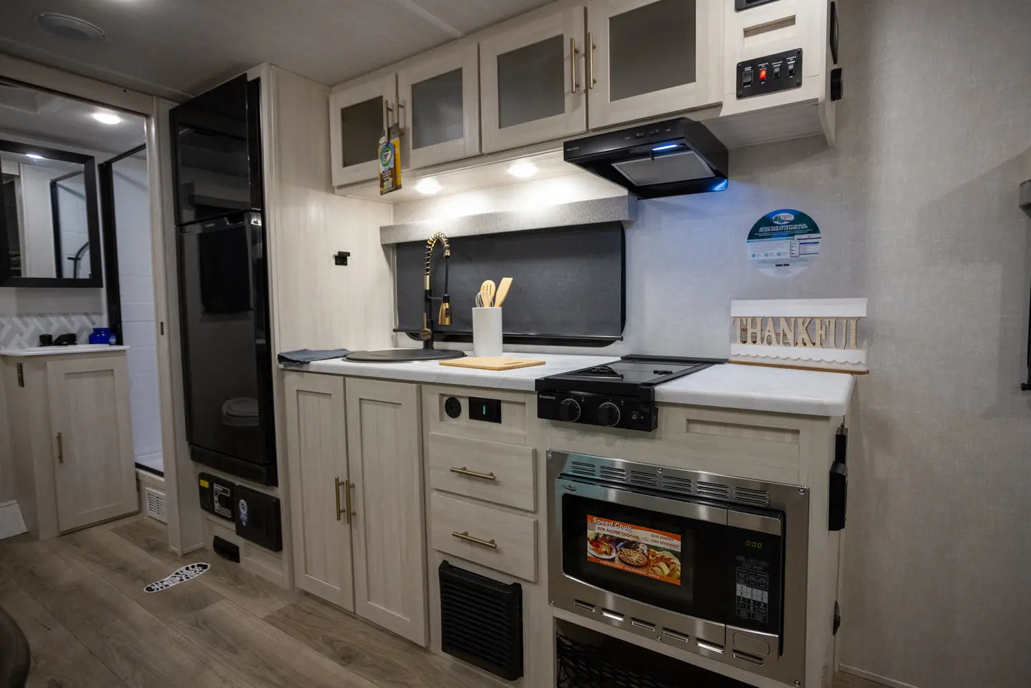 2025 r-pod West Coast RP-197 Floorplan - Forest River RV