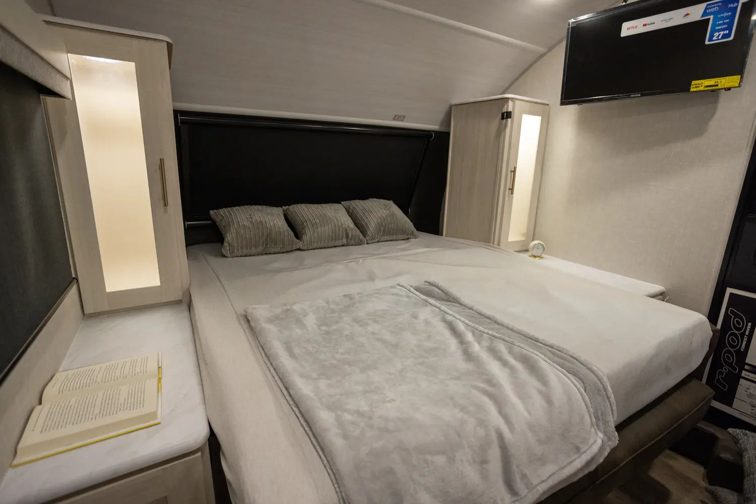 2025 r-pod West Coast RP-203 Floorplan - Forest River RV