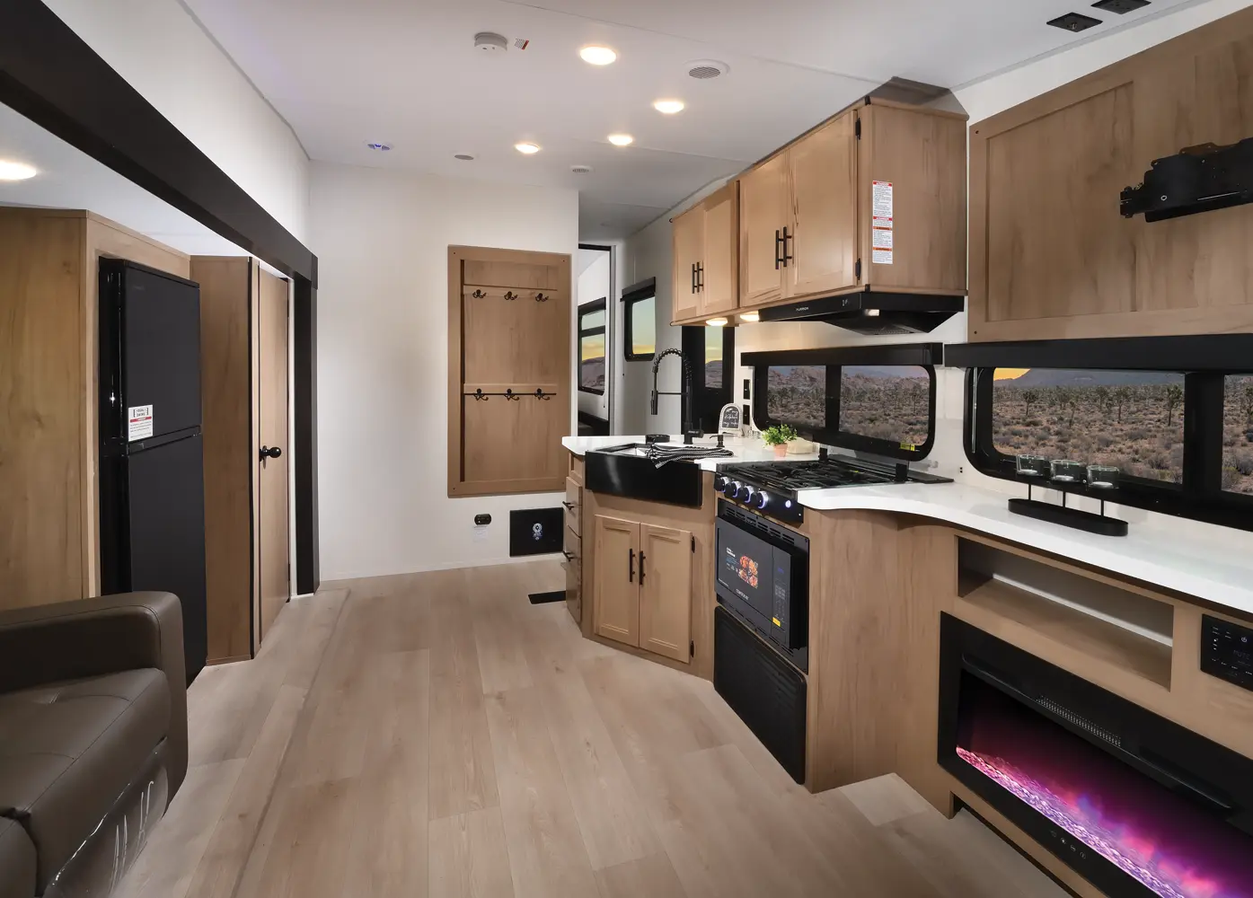 Cherokee Wolf Den Travel Trailers - Forest River RV