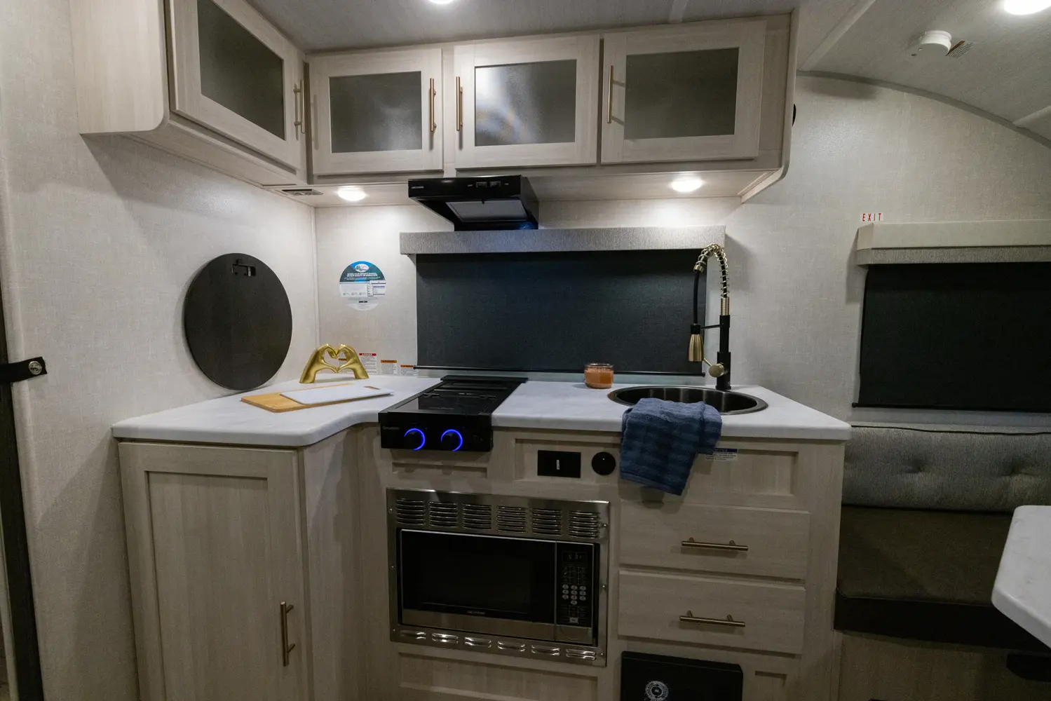 2025 r-pod West Coast RP-204 Floorplan - Forest River RV