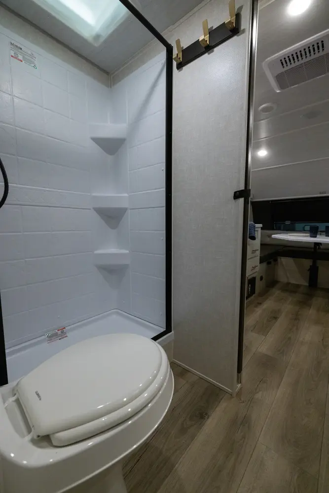 2025 r-pod West Coast RP-204 Floorplan - Forest River RV