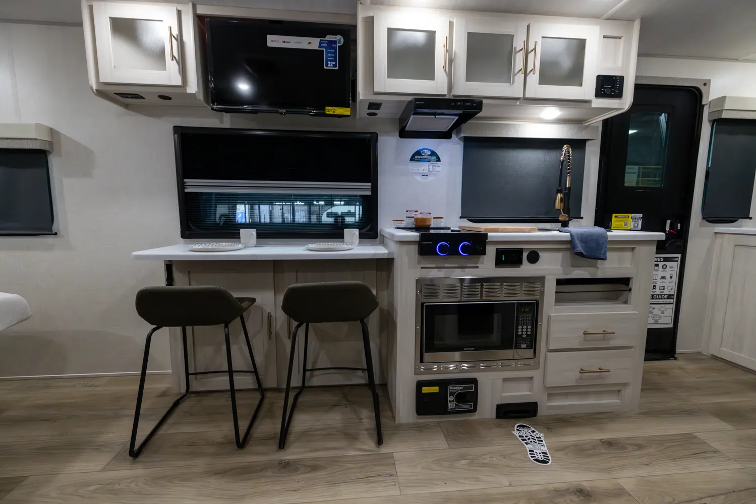 2025 r-pod West Coast RP-206 Floorplan - Forest River RV