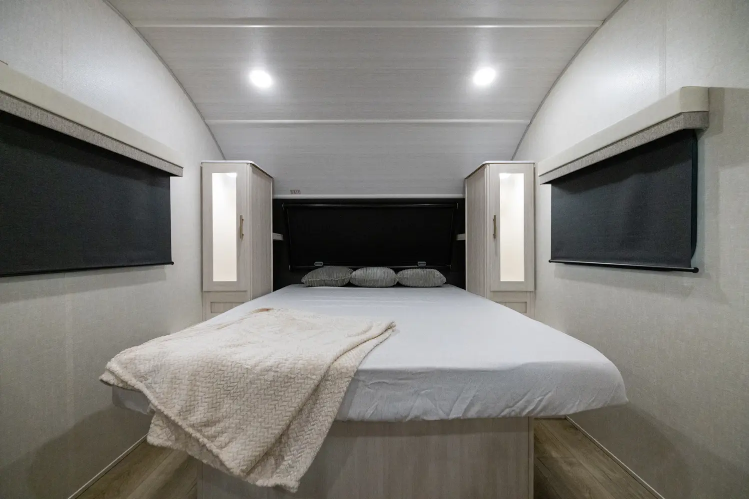 2025 r-pod West Coast RP-206 Floorplan - Forest River RV