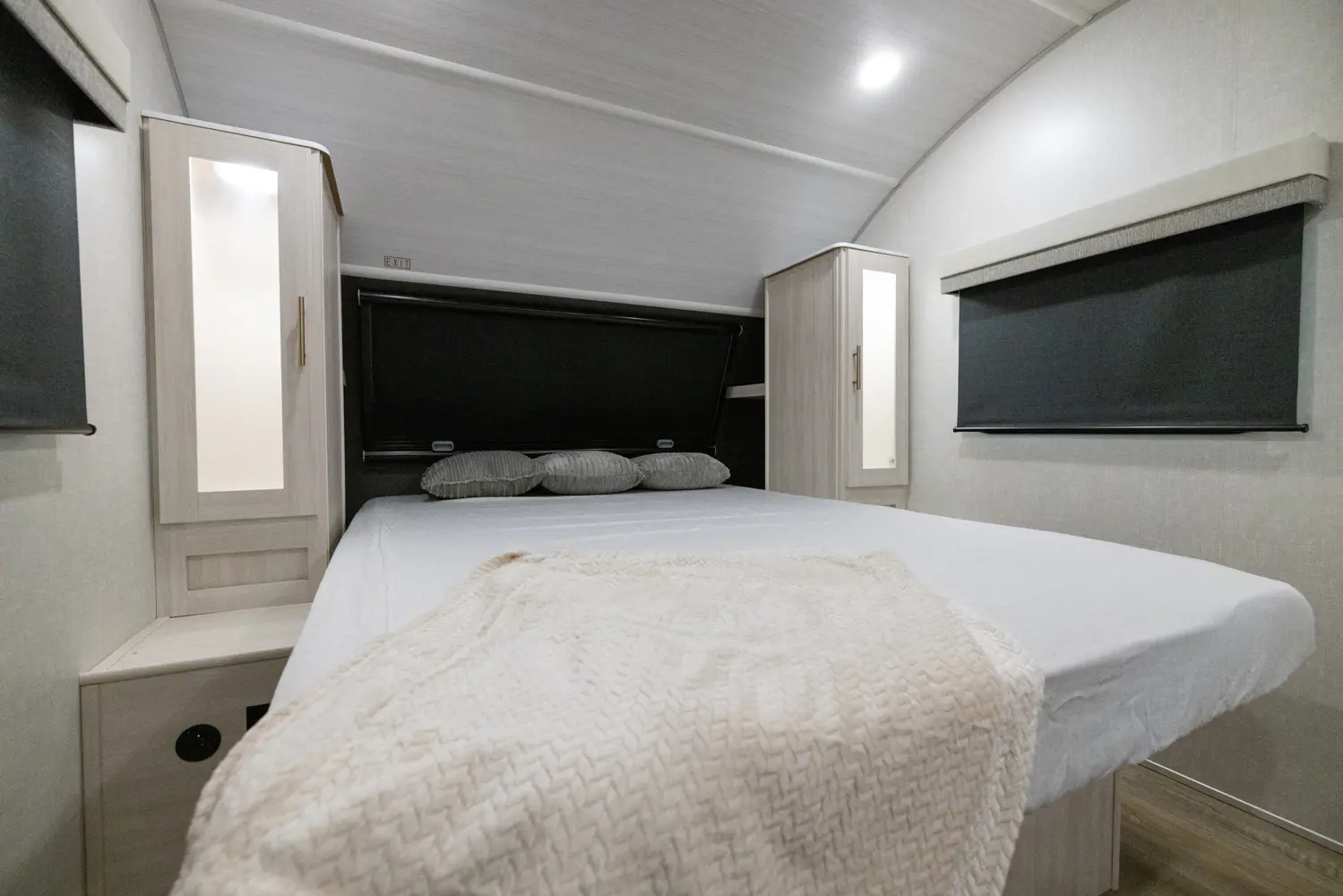 2025 r-pod West Coast RP-206 Floorplan - Forest River RV