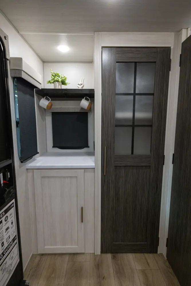 2025 r-pod West Coast RP-206 Floorplan - Forest River RV