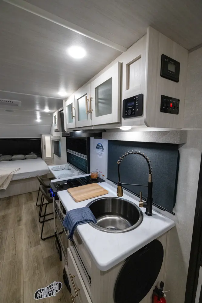 2025 r-pod West Coast RP-206 Floorplan - Forest River RV