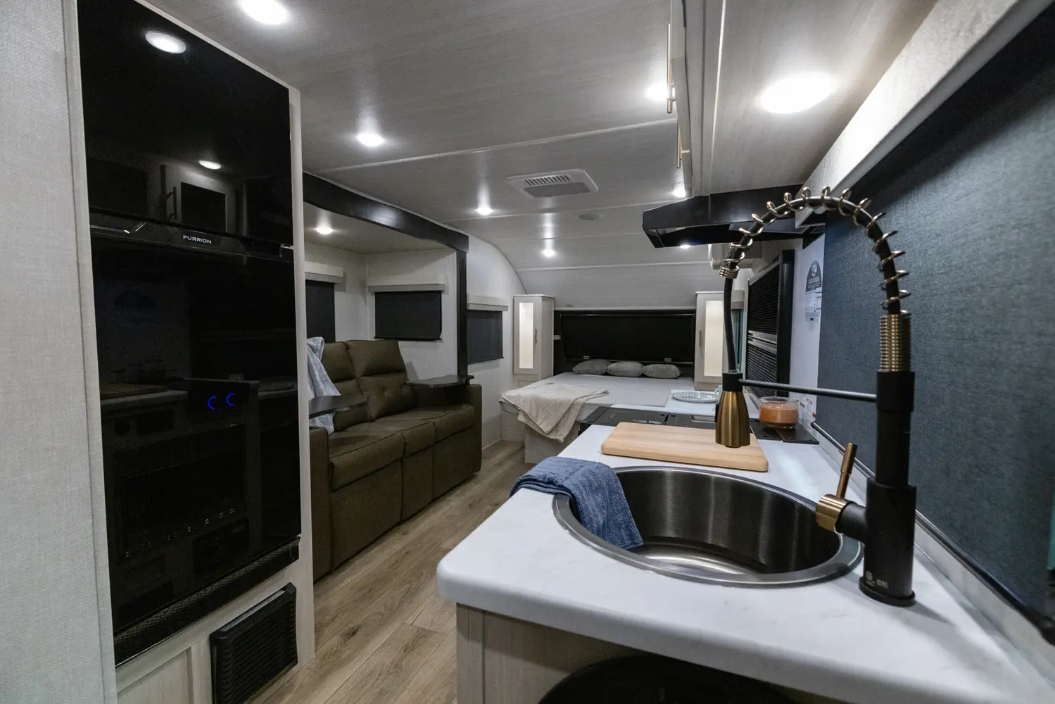 2025 r-pod West Coast RP-206 Floorplan - Forest River RV