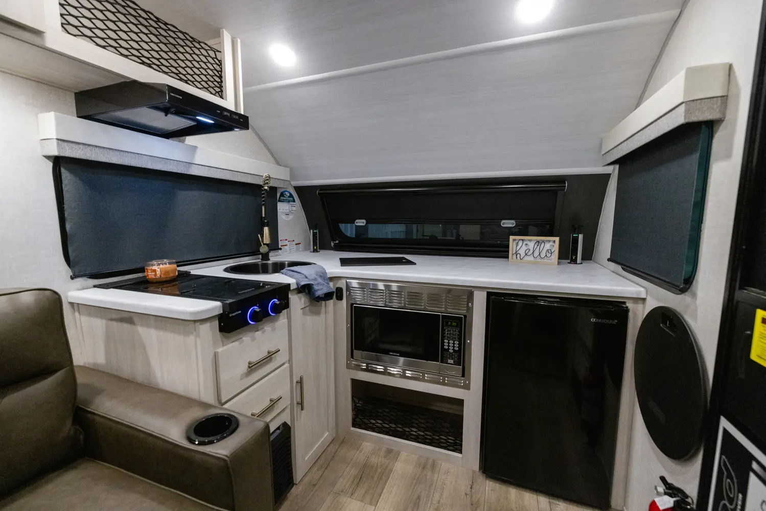 2025 r-pod West Coast RP-150 - DSO Floorplan - Forest River RV