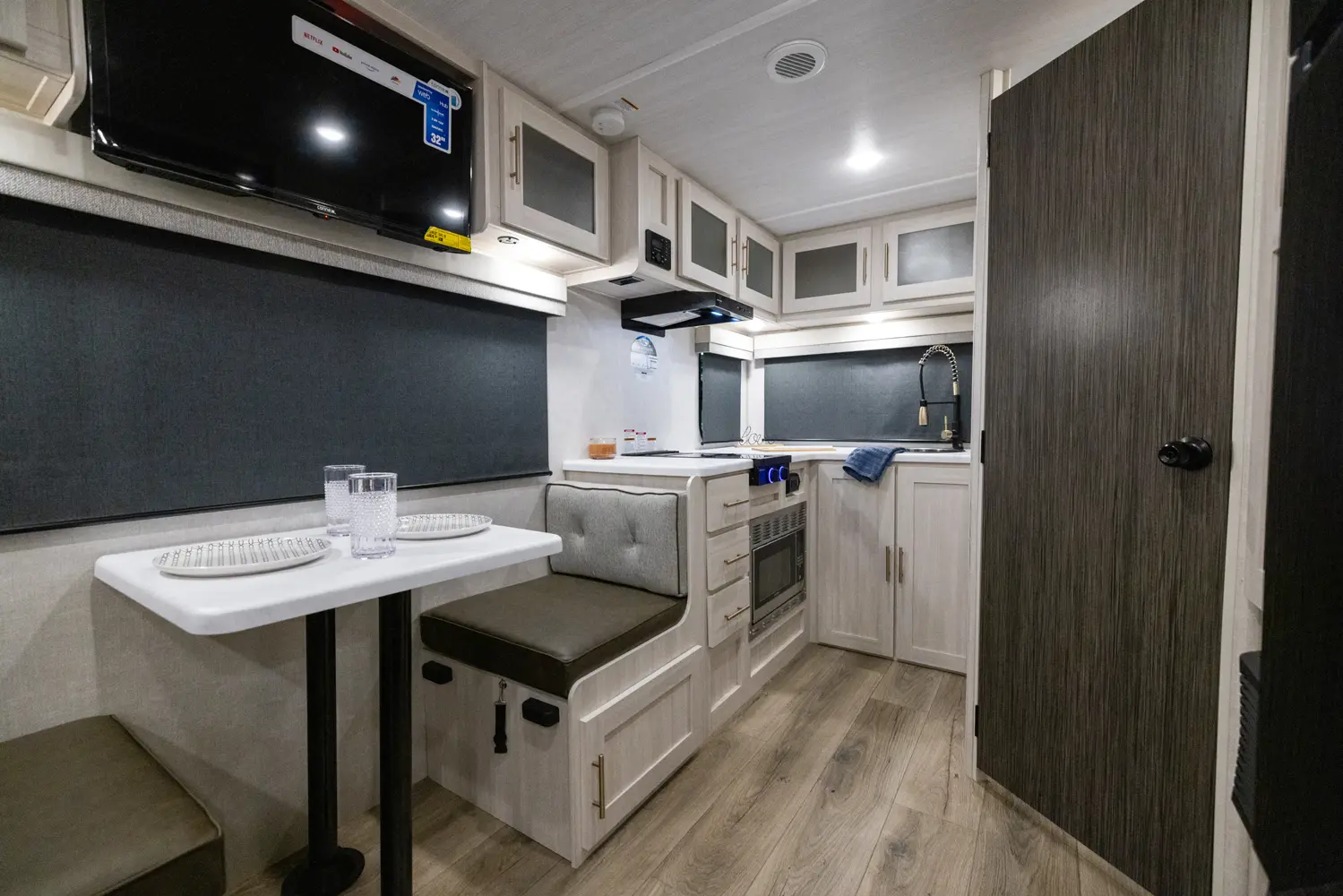 2025 r-pod West Coast RP-205 Floorplan - Forest River RV