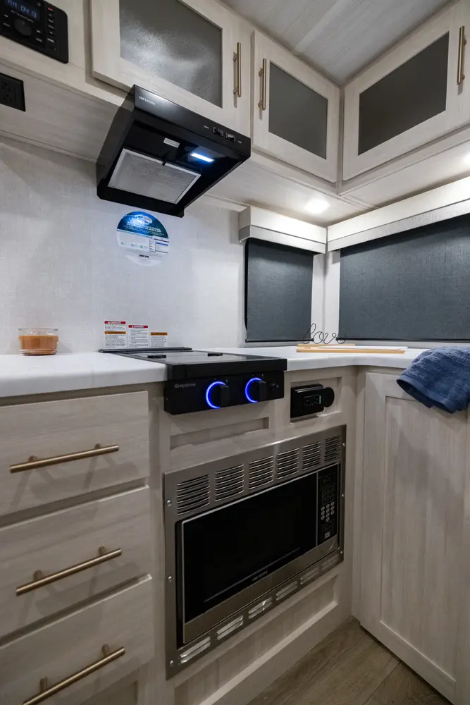 2025 r-pod West Coast RP-205 Floorplan - Forest River RV