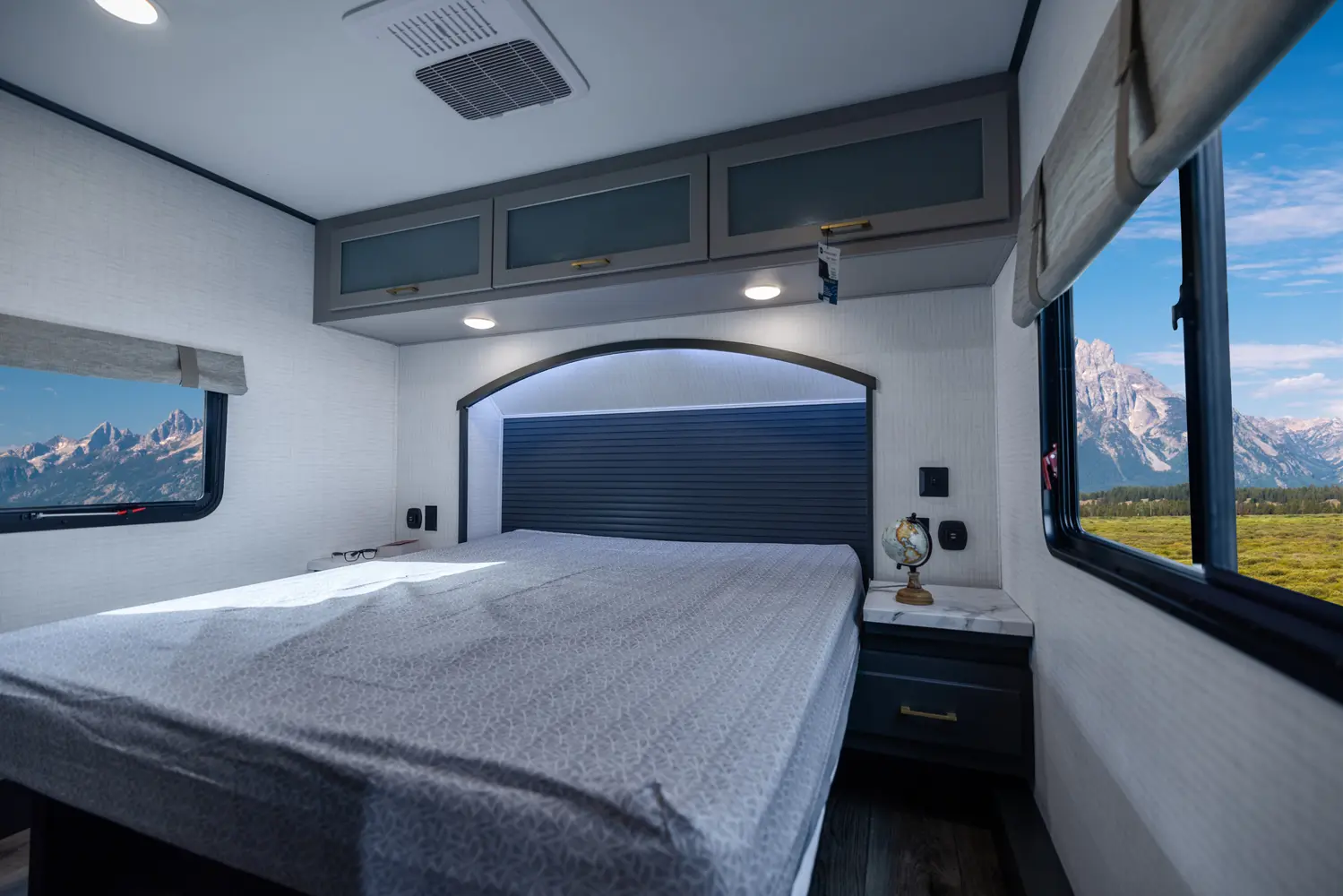 XLR Boost Toy Haulers - Forest River RV