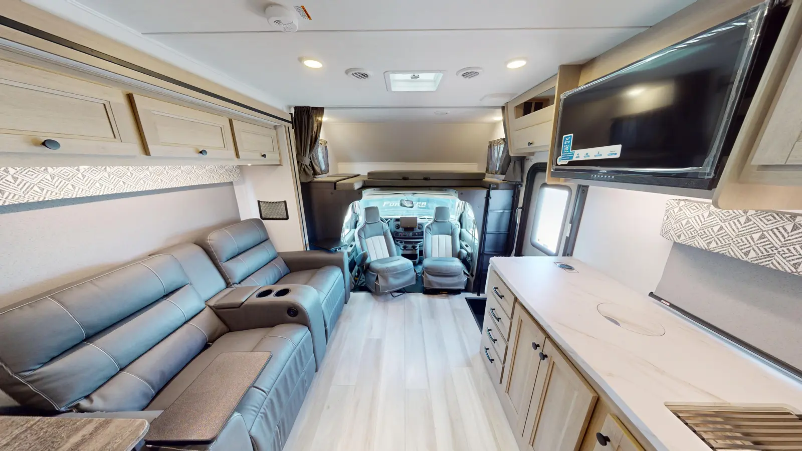 2026 Sunseeker 3010DS Floorplan - Forest River RV