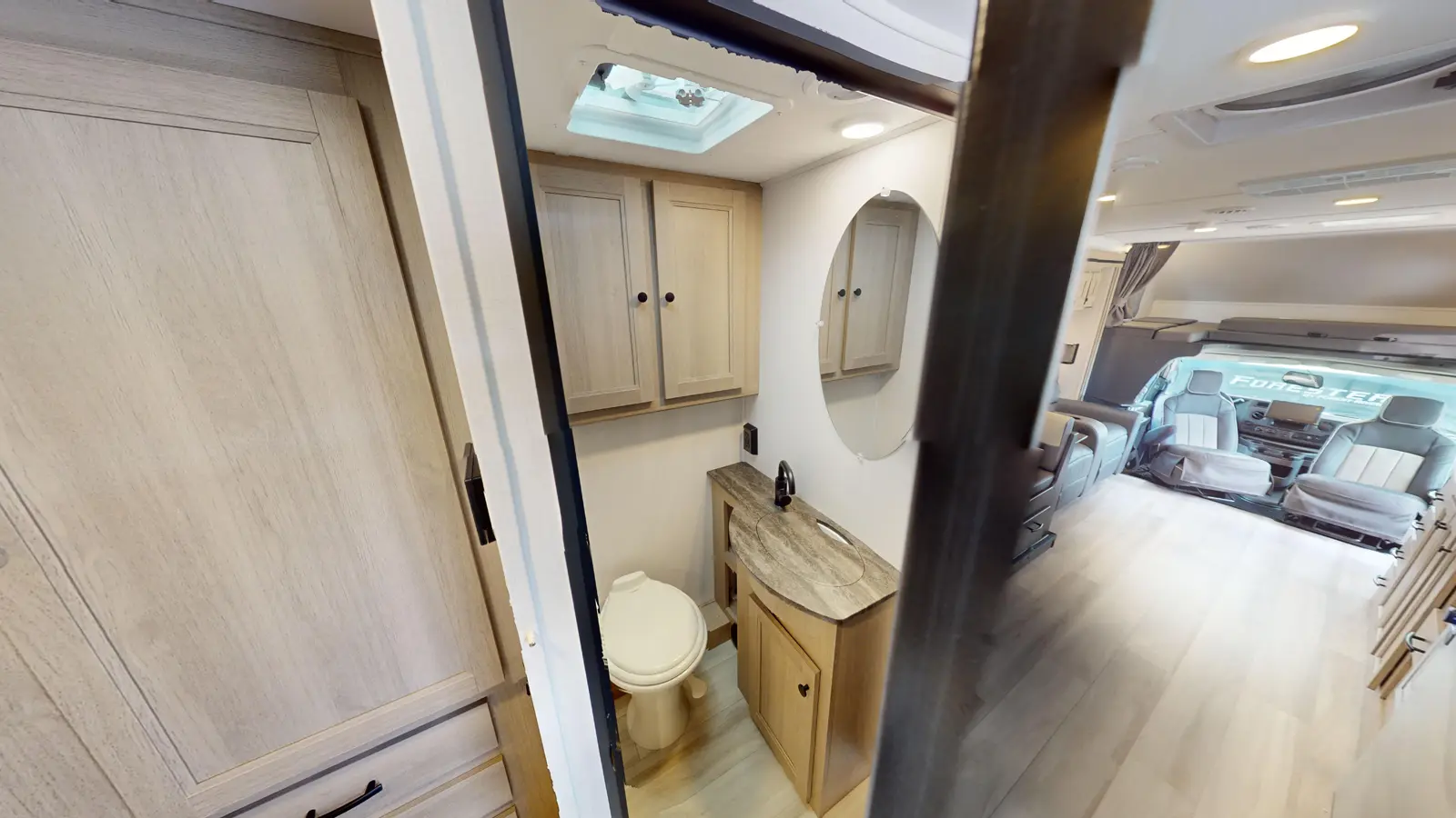 2026 Sunseeker 3010DS Floorplan - Forest River RV