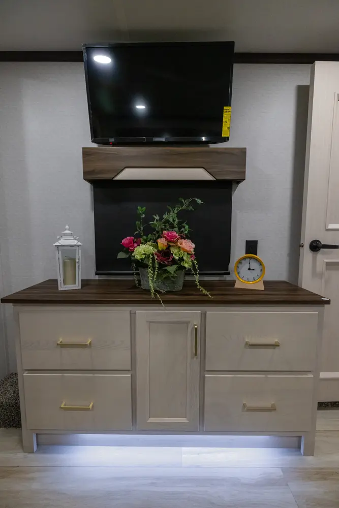 2025 Cedar Creek Experience 39RKB Floorplan - Forest River RV