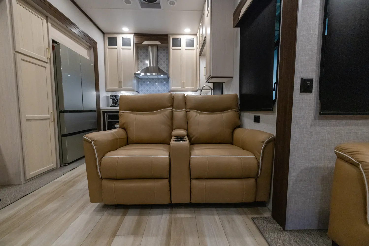 2025 Cedar Creek Experience 39RKB Floorplan - Forest River RV