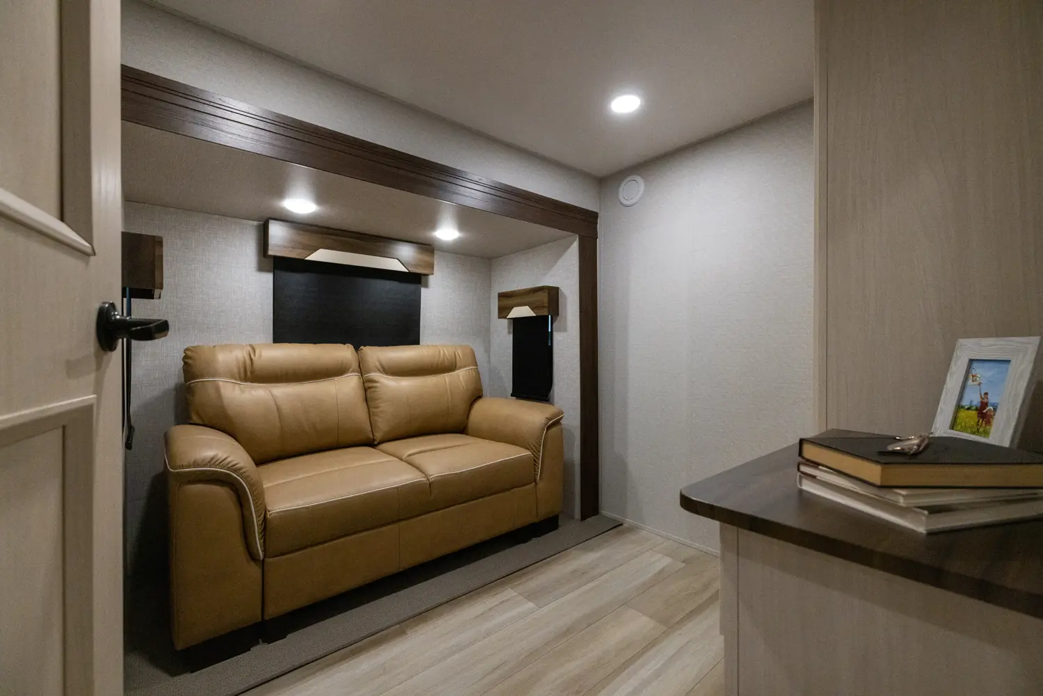 2025 Cedar Creek Experience 39RKB Floorplan - Forest River RV