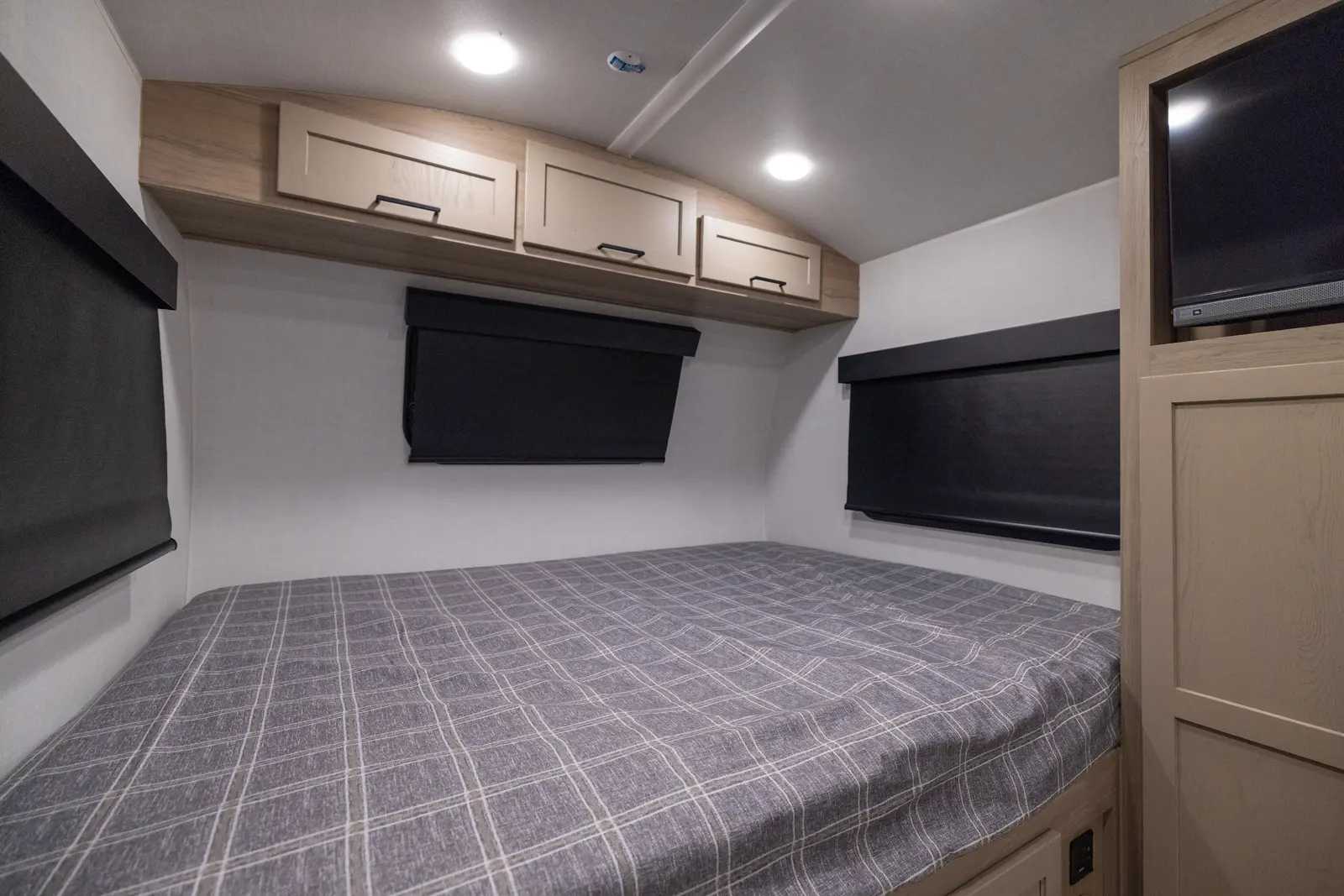 2026 Rockwood Geo Pro G19FBS Floorplan - Forest River RV