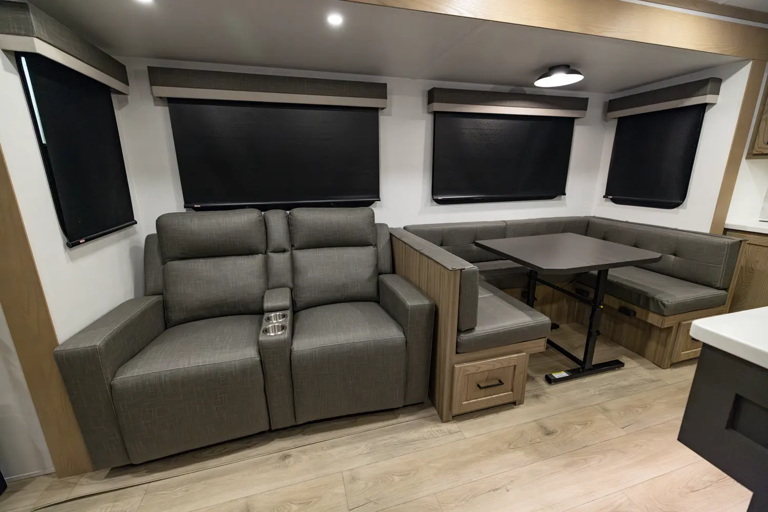 2026 Rockwood Signature Travel Trailers 8336BH Floorplan - Forest River RV