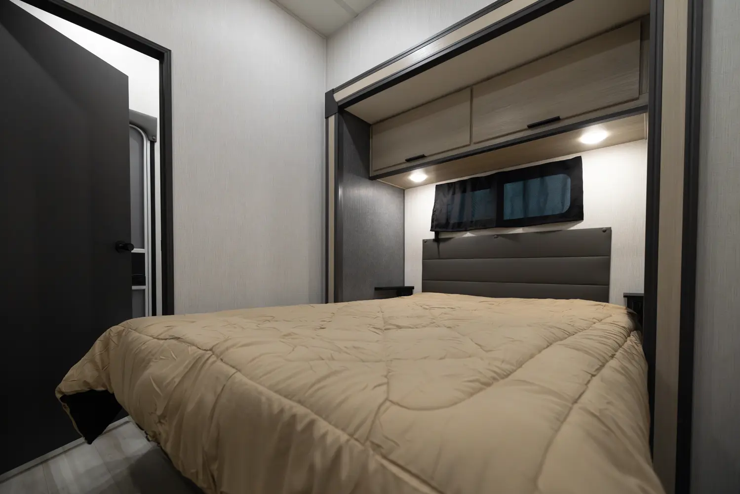 2026 Cardinal 402BEDS Floorplan - Forest River RV