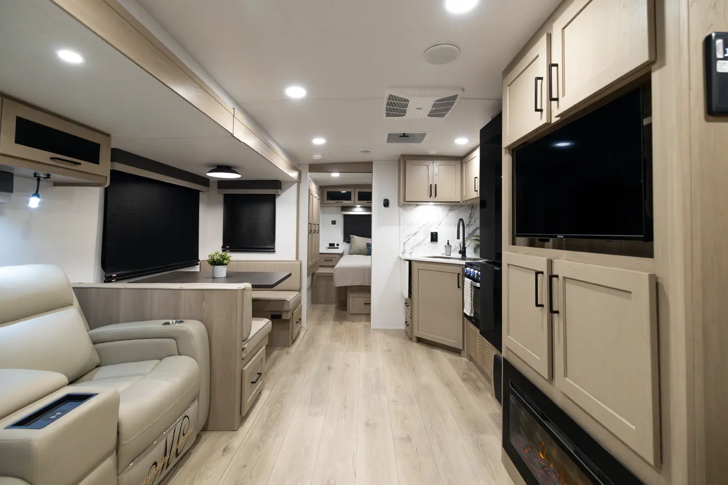 Flagstaff Super Lite Travel Trailers - Forest River RV