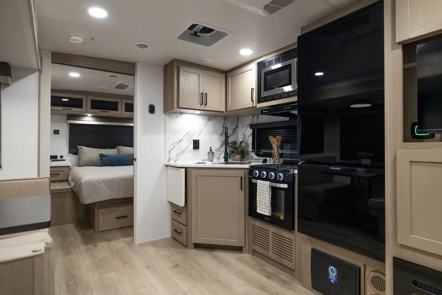 Flagstaff Super Lite Travel Trailers - Forest River RV