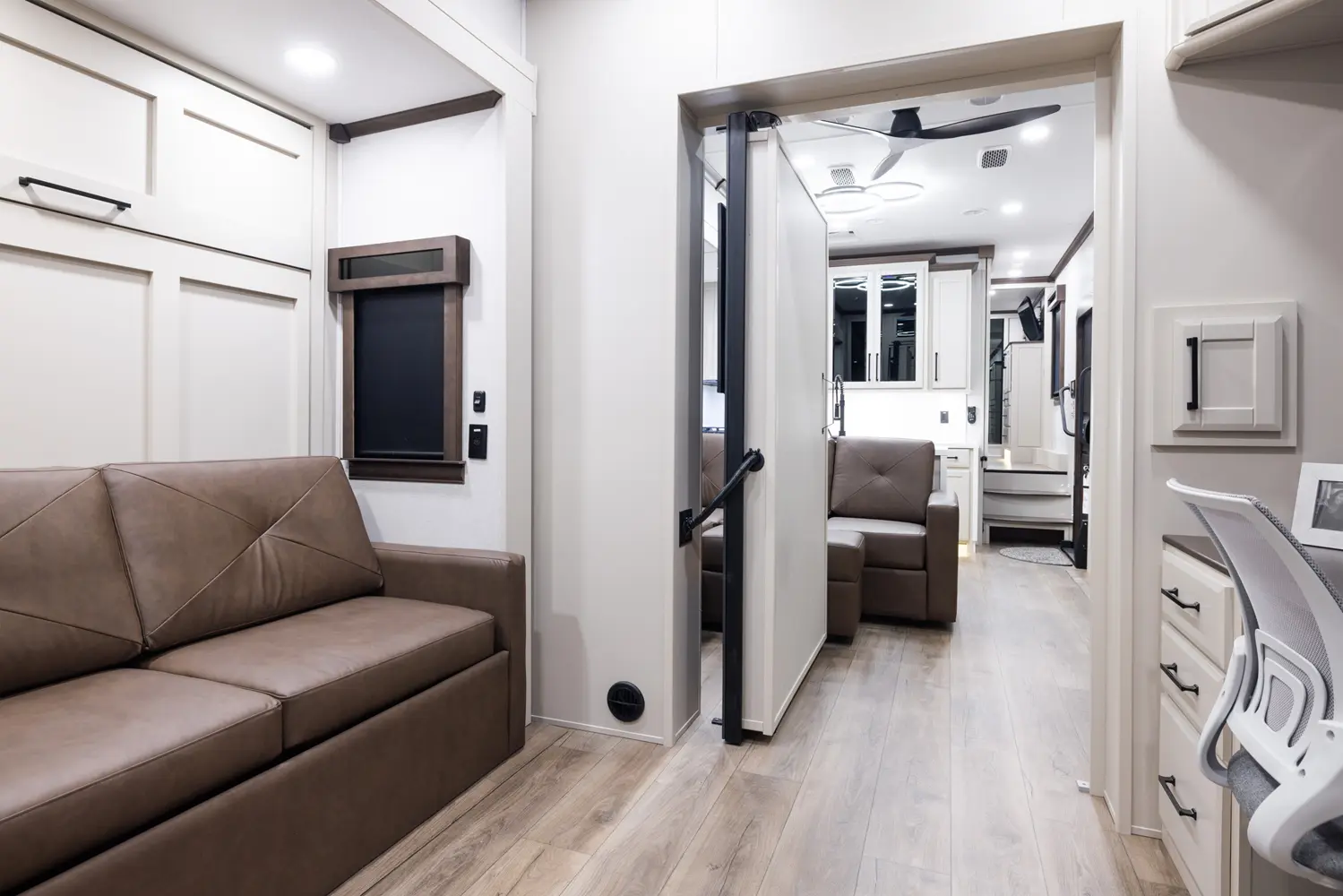 2026 RIVERSTONE 44DBL Floorplan - Forest River RV