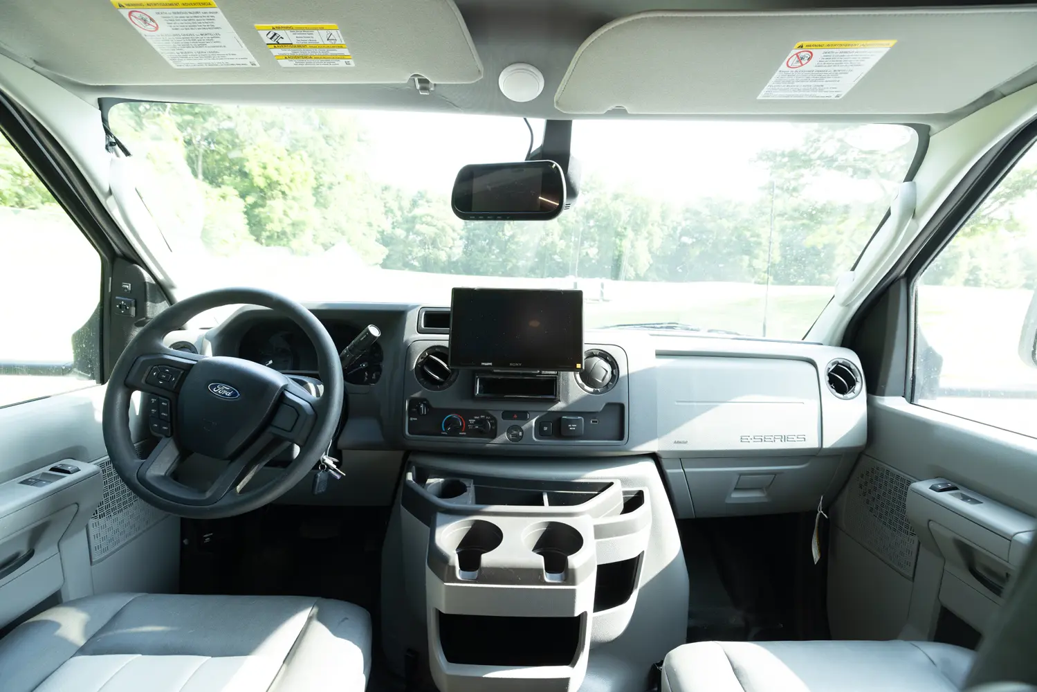 2026 Sunseeker 2440DS Floorplan - Forest River RV