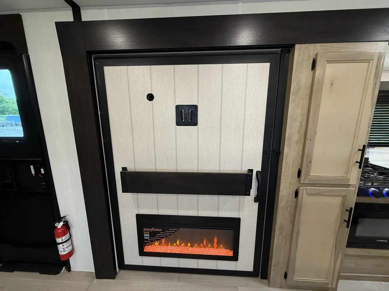 Cherokee Wolf Den Travel Trailers - Forest River RV