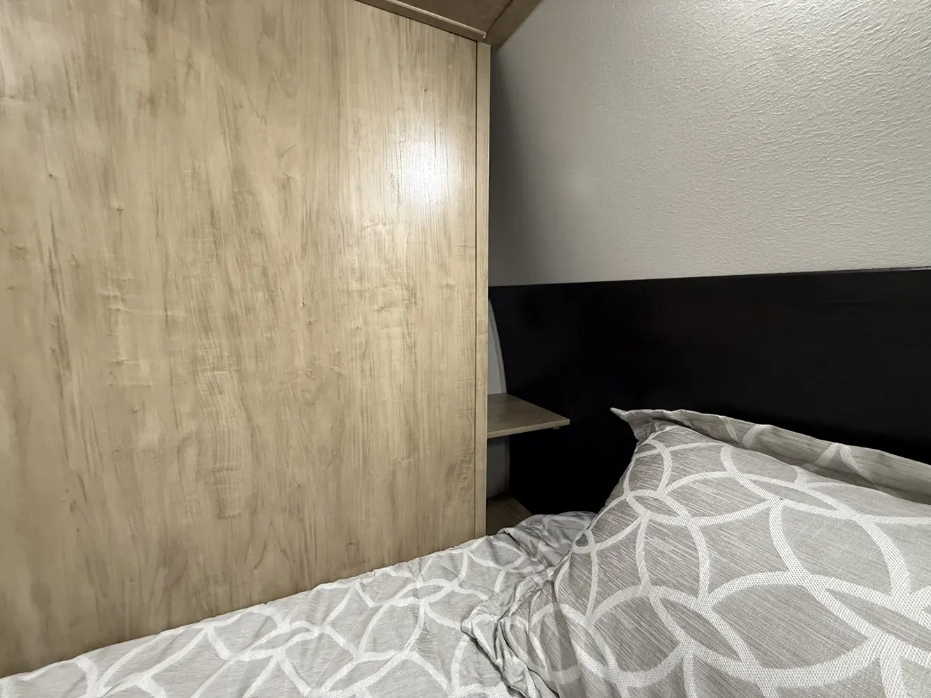 Cherokee Wolf Den Travel Trailers - Forest River RV