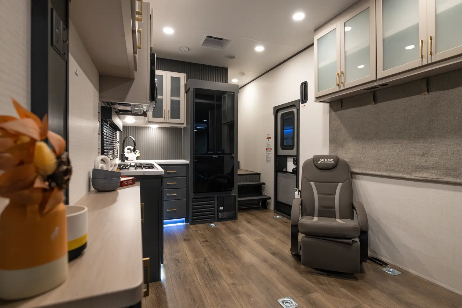 2026 XLR Boost 286B Floorplan - Forest River RV
