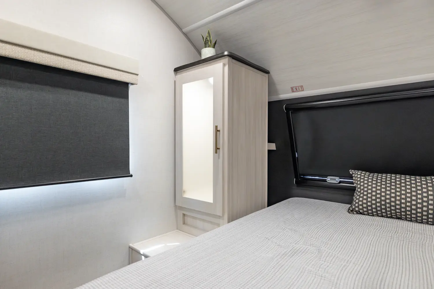 2026 r•pod RP-205 Floorplan - Forest River RV