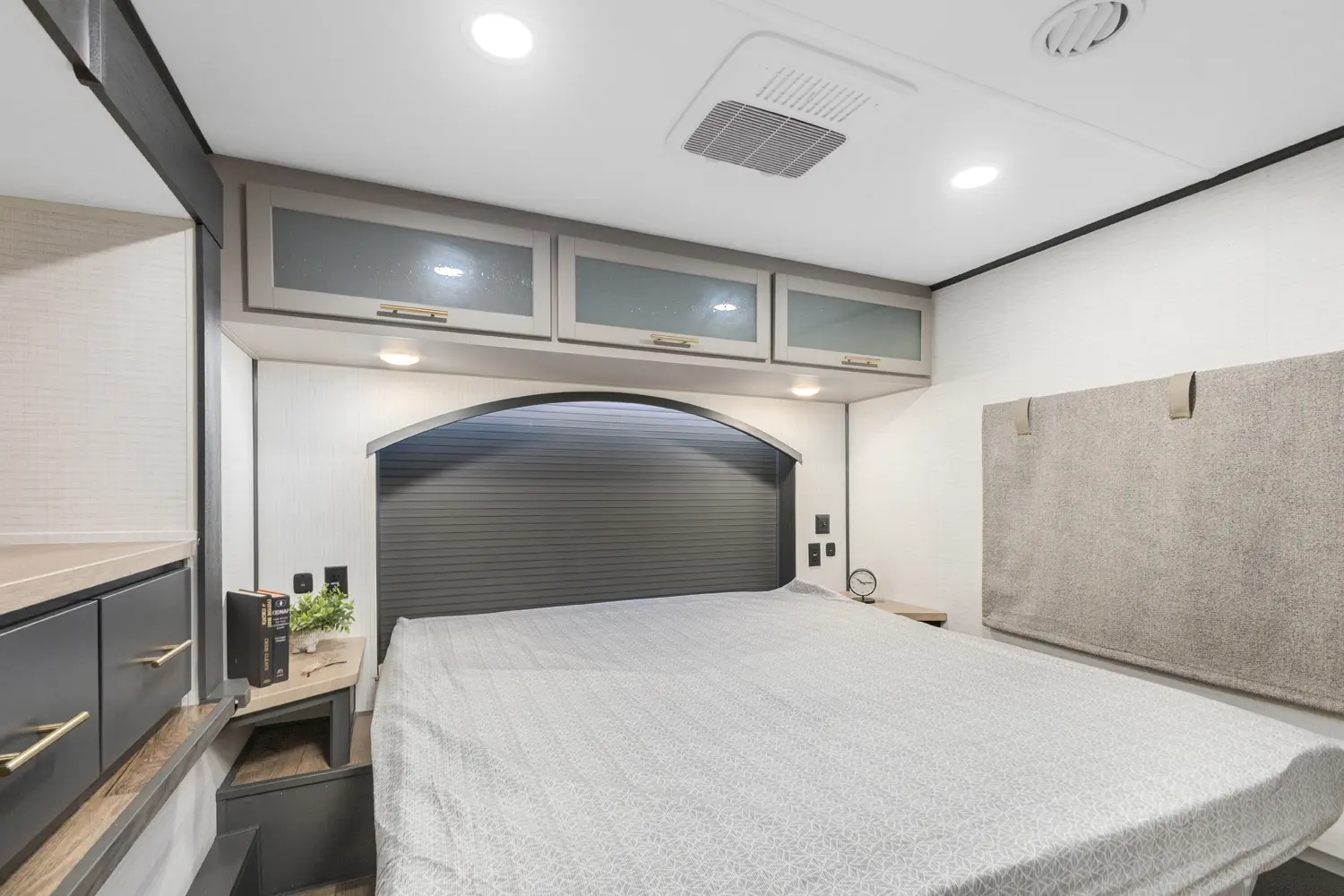 2026 XLR Boost 363BX Floorplan - Forest River RV