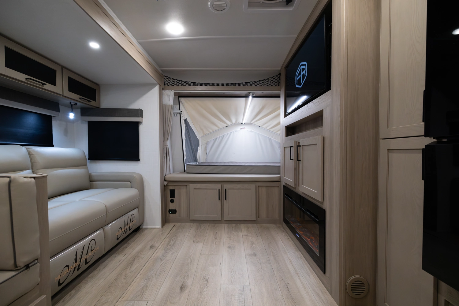 Rockwood Roo Travel Trailers - Forest River RV