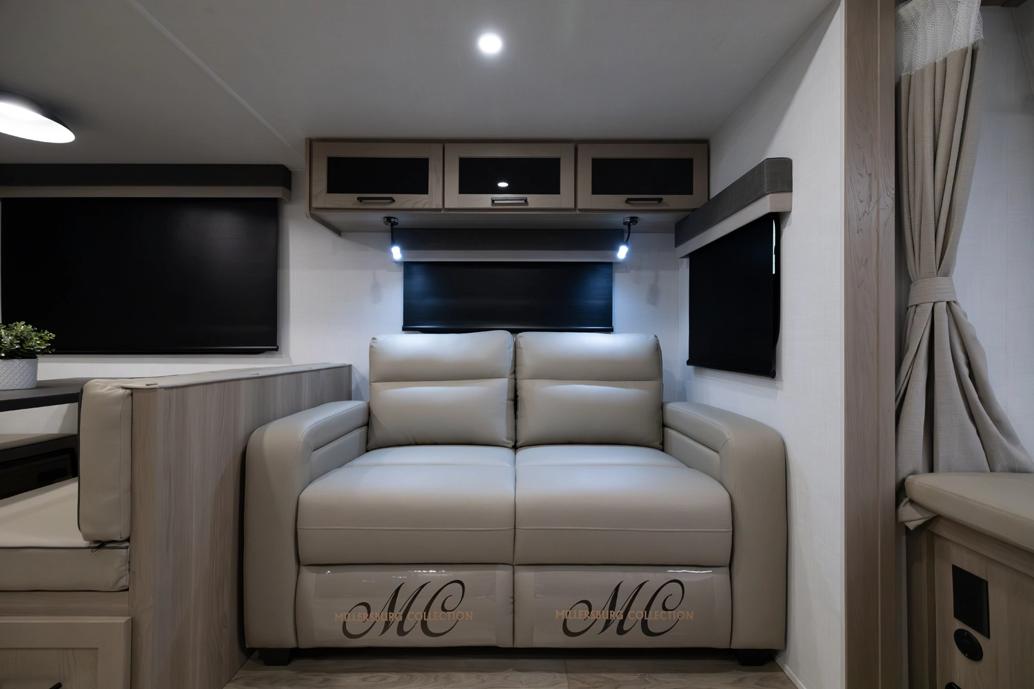 Rockwood Roo Travel Trailers - Forest River RV