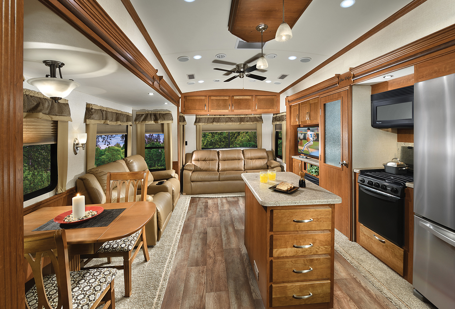 2017 Blue Ridge Cabin Edition 304SR - DSO Floorplan - Forest River RV